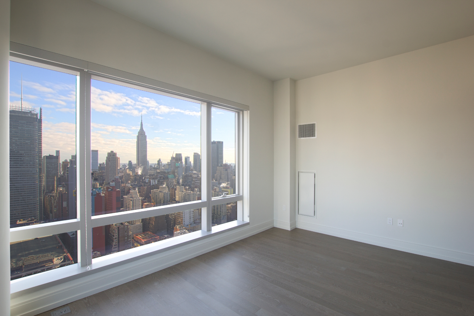 Midtown West Luxury Rentals | 555TEN